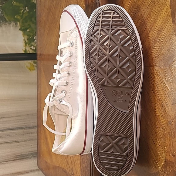 Converse | Shoes | Converse Chuck Taylor Low Top Unisex Canvas Sneakers ...